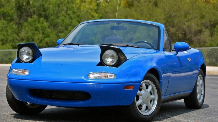 Eles estão de olho em você! - 5 carros com expressões faciais | Click ...