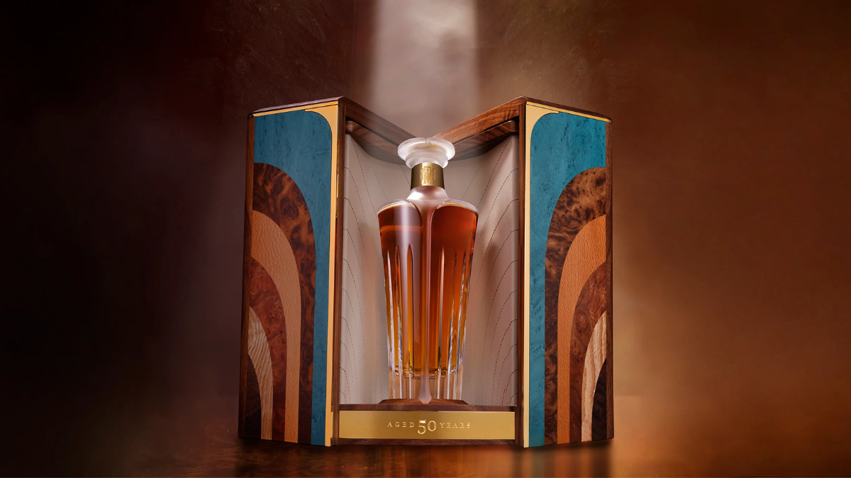 Uísque 50 anos, considerado o mais antigo da Irlanda, é lançado com ...